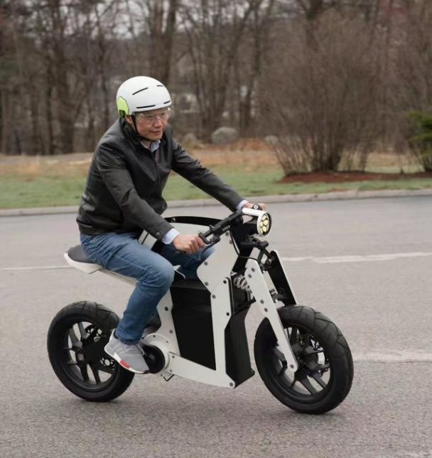 Xiaomi CEO driving new SEGWAY and Ninebot electric motorcycle | EvNerds
