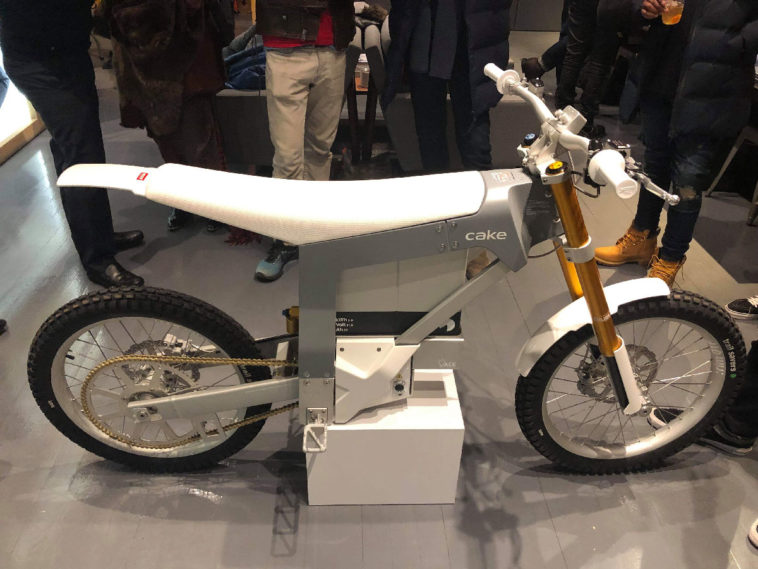 Cake Electric Dirt Bikes Hit New York City - EvNerds